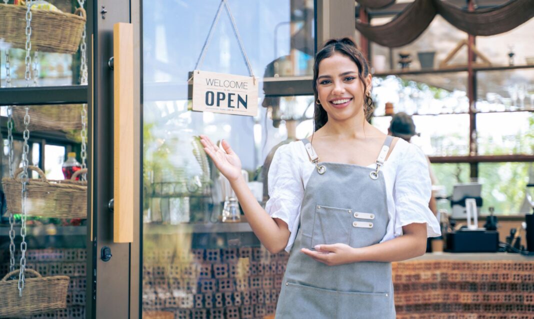 ¿Cómo hacer anuncios de apertura? | Consejos y frases
